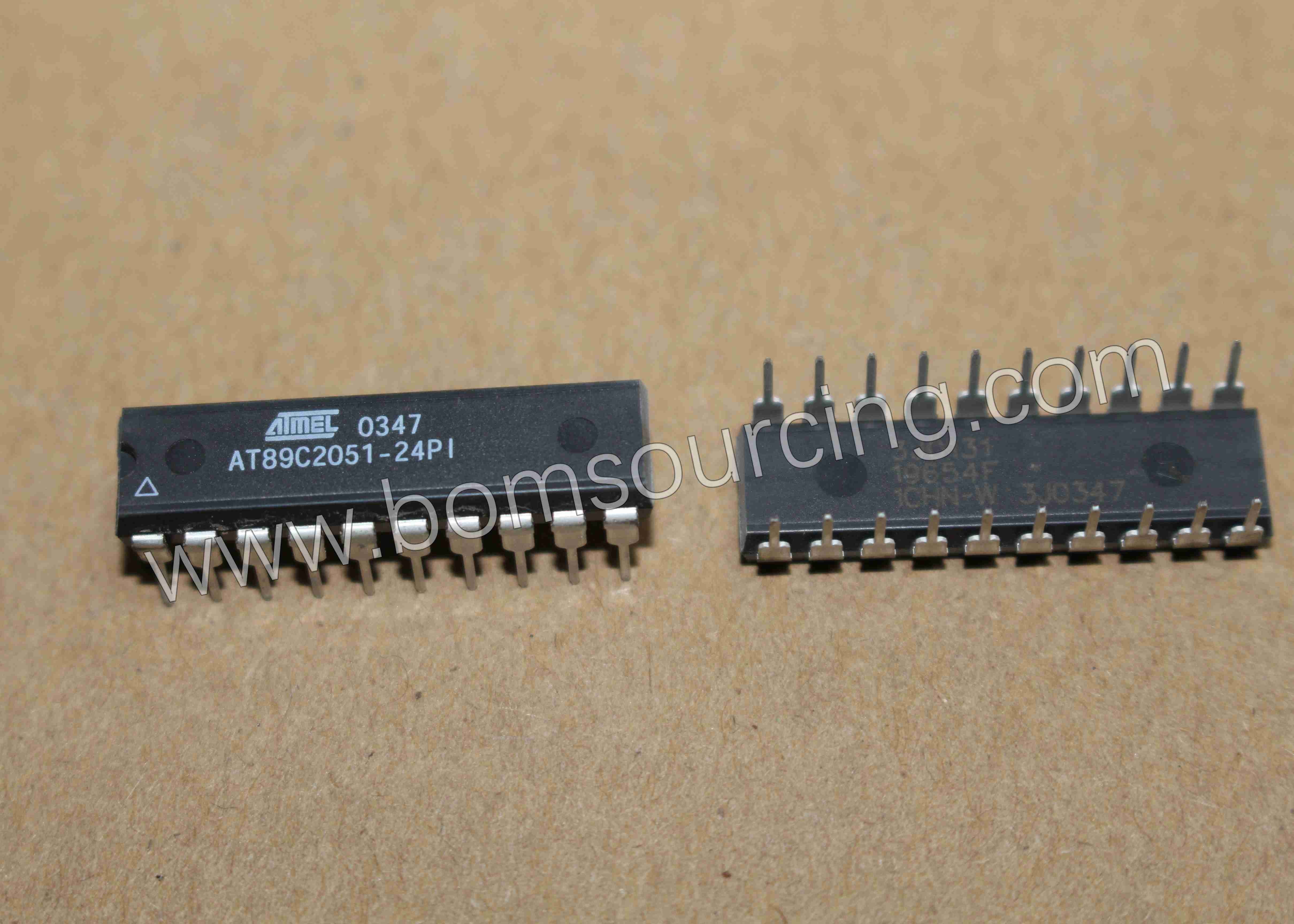 Low Voltage MCU Microcontroller Unit IC 8- Bit 24MHz 2KB FLASH DIP20 AT89C2051-24PI 8051