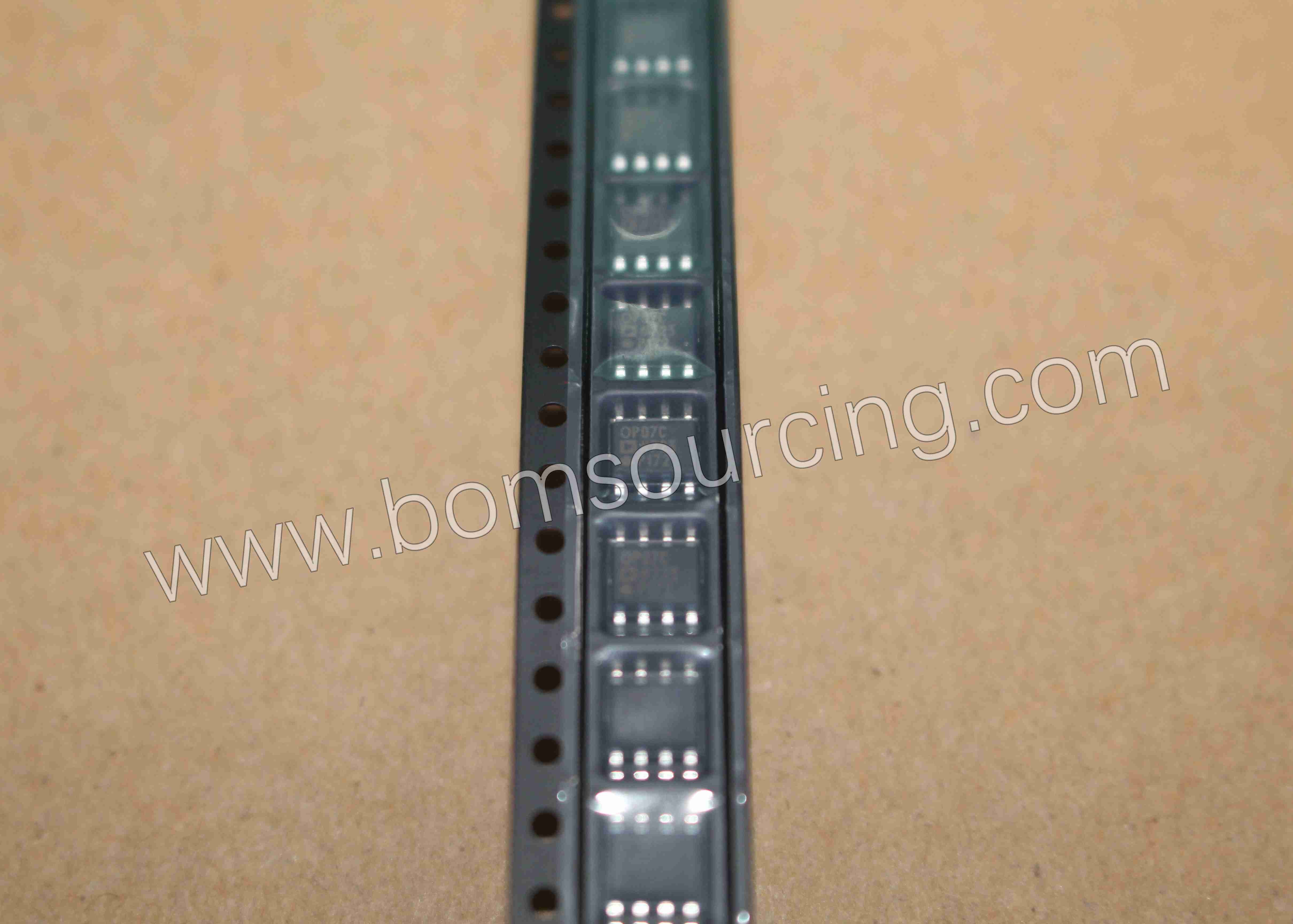 1 Circuits General Purpose Operational Amplifier IC SOP8 OP07CSZ Low Noise / Voltage